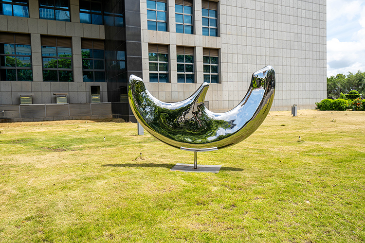 Abstract half moon sculpture - Metal Sculpture Specialist