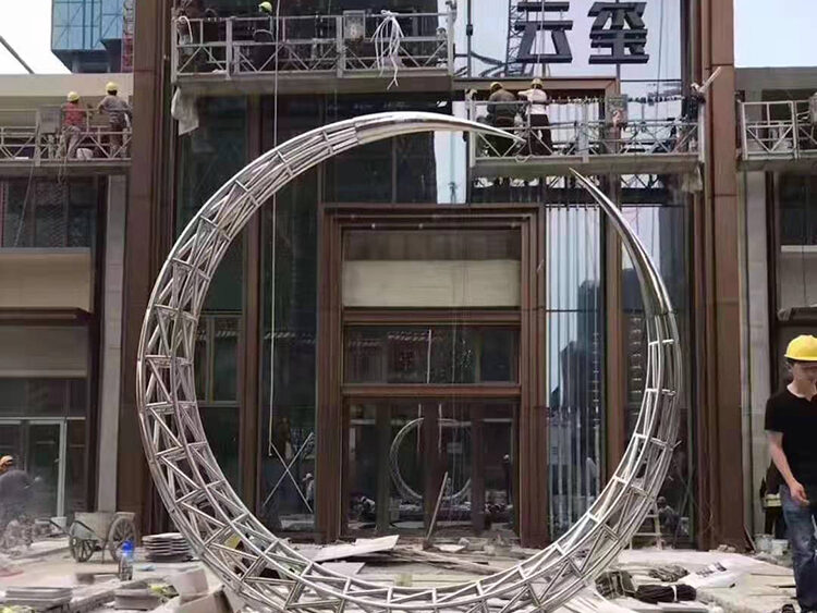 Stainless steel moon sculpture: creating a cultural atmosphere at the ...