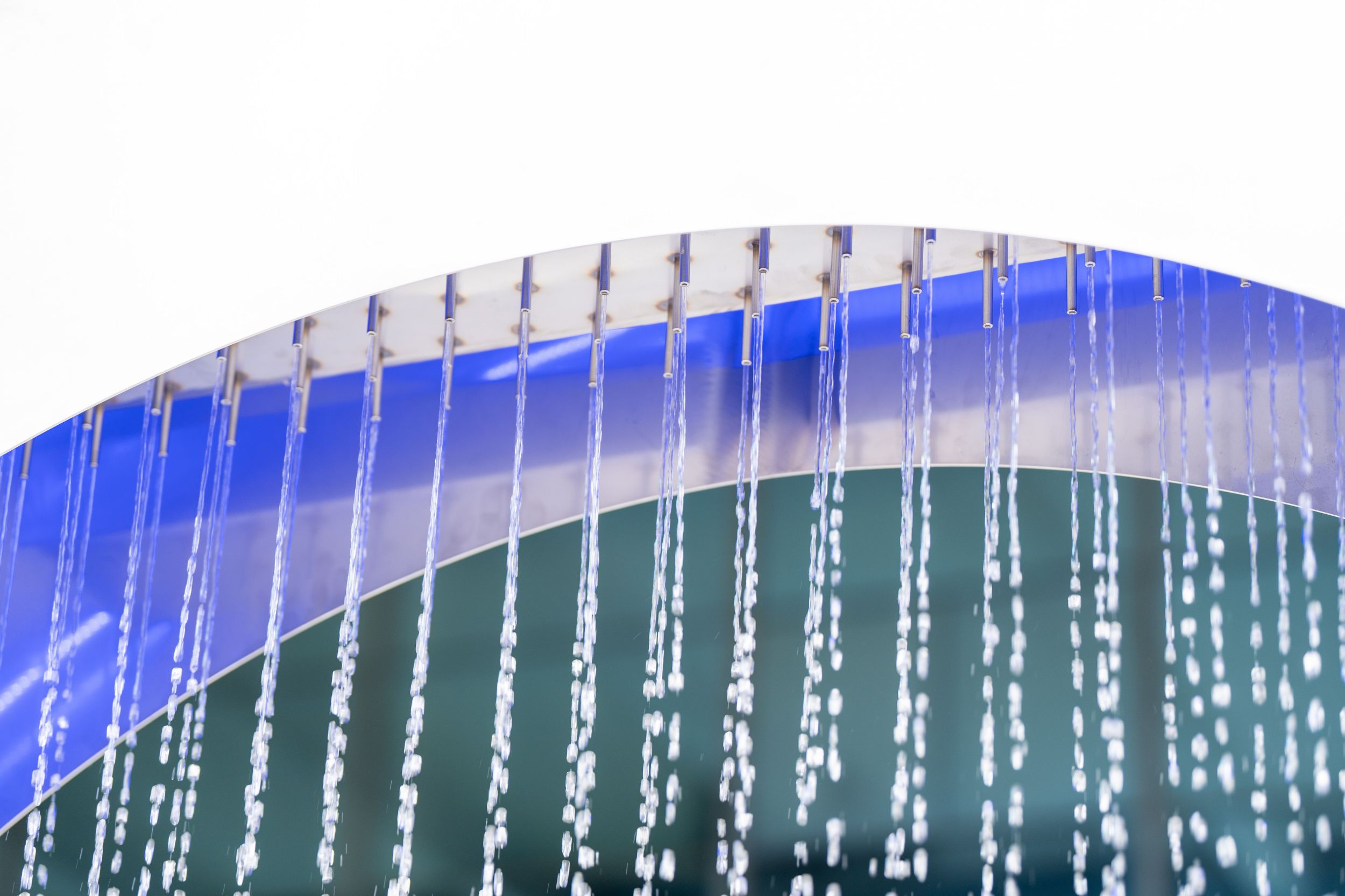 Outdoor circular water spray sculpture - Metal Sculpture Specialist