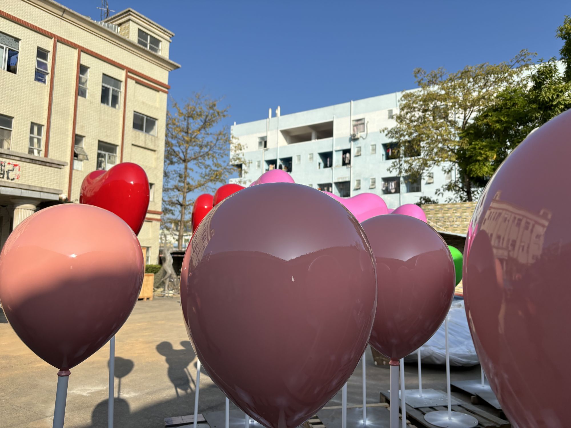 stainless steel colorful balloons - Metal Sculpture Specialist