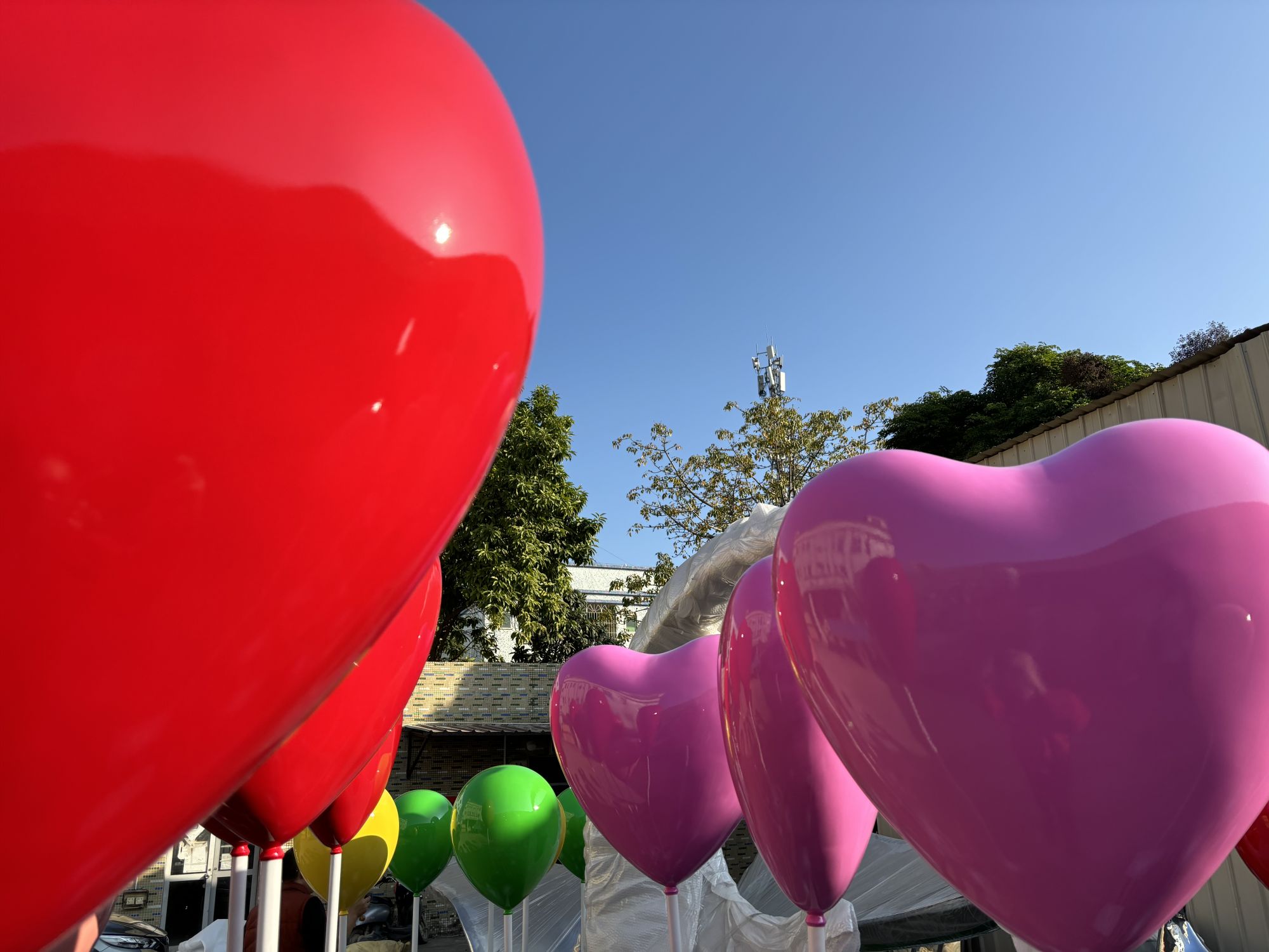 stainless steel colorful balloons - Metal Sculpture Specialist