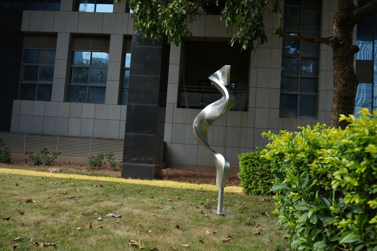 stainless steel ribbon sculpture - Metal Sculpture Specialist