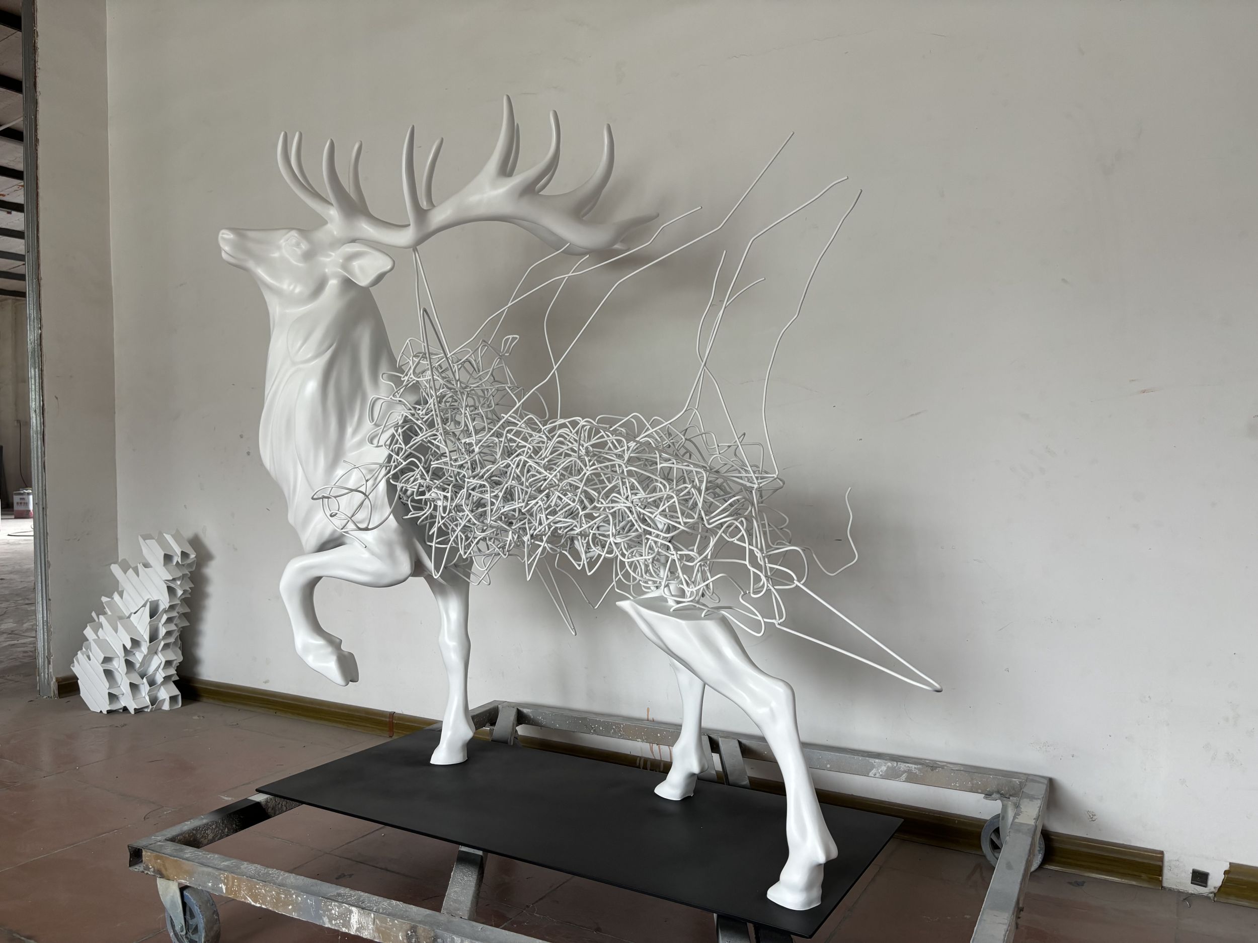 sculpture garend -Elk sculpture - Metal Sculpture Specialist