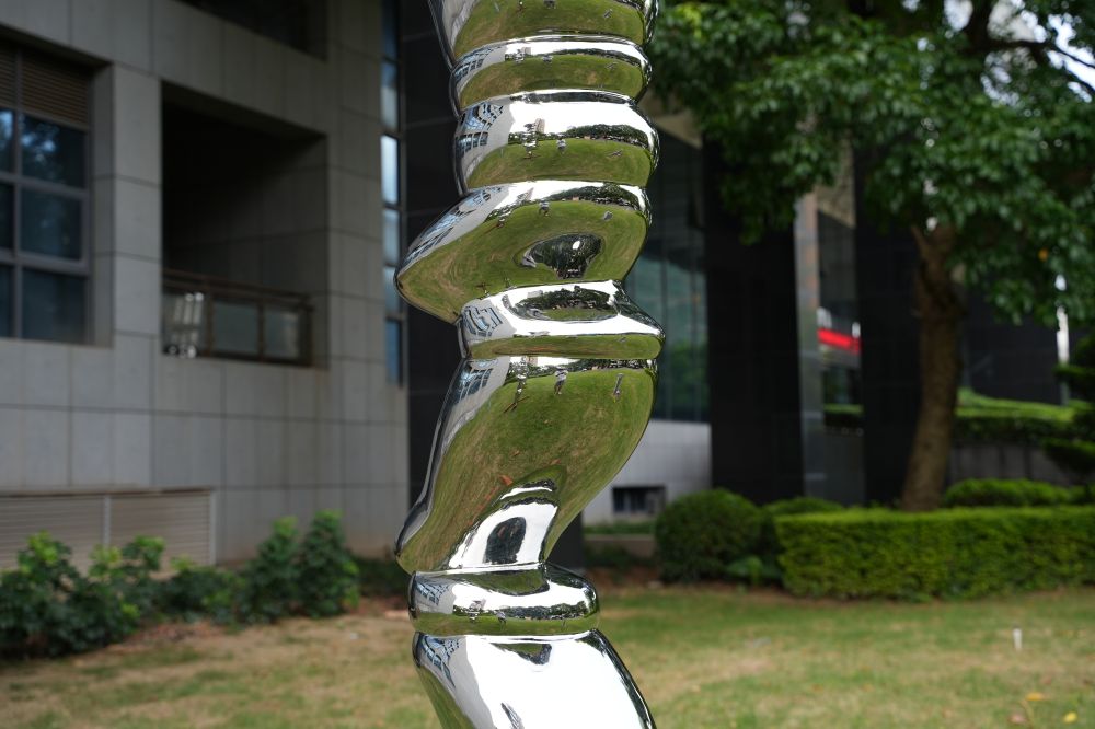 Metal Sculpture Installation - Metal Sculpture Specialist