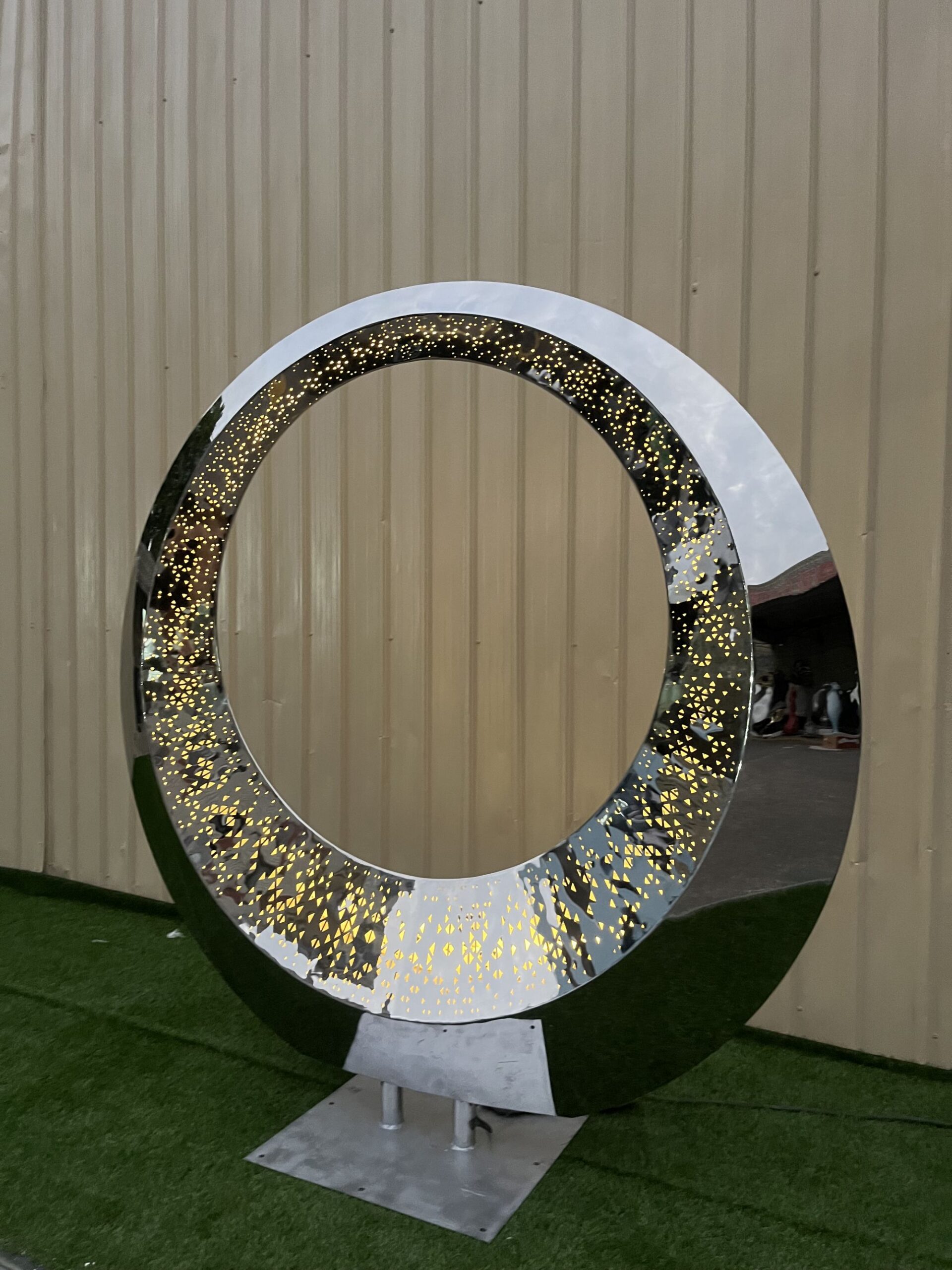 Stainless Steel Circle Sculpture - Metal Sculpture Specialist
