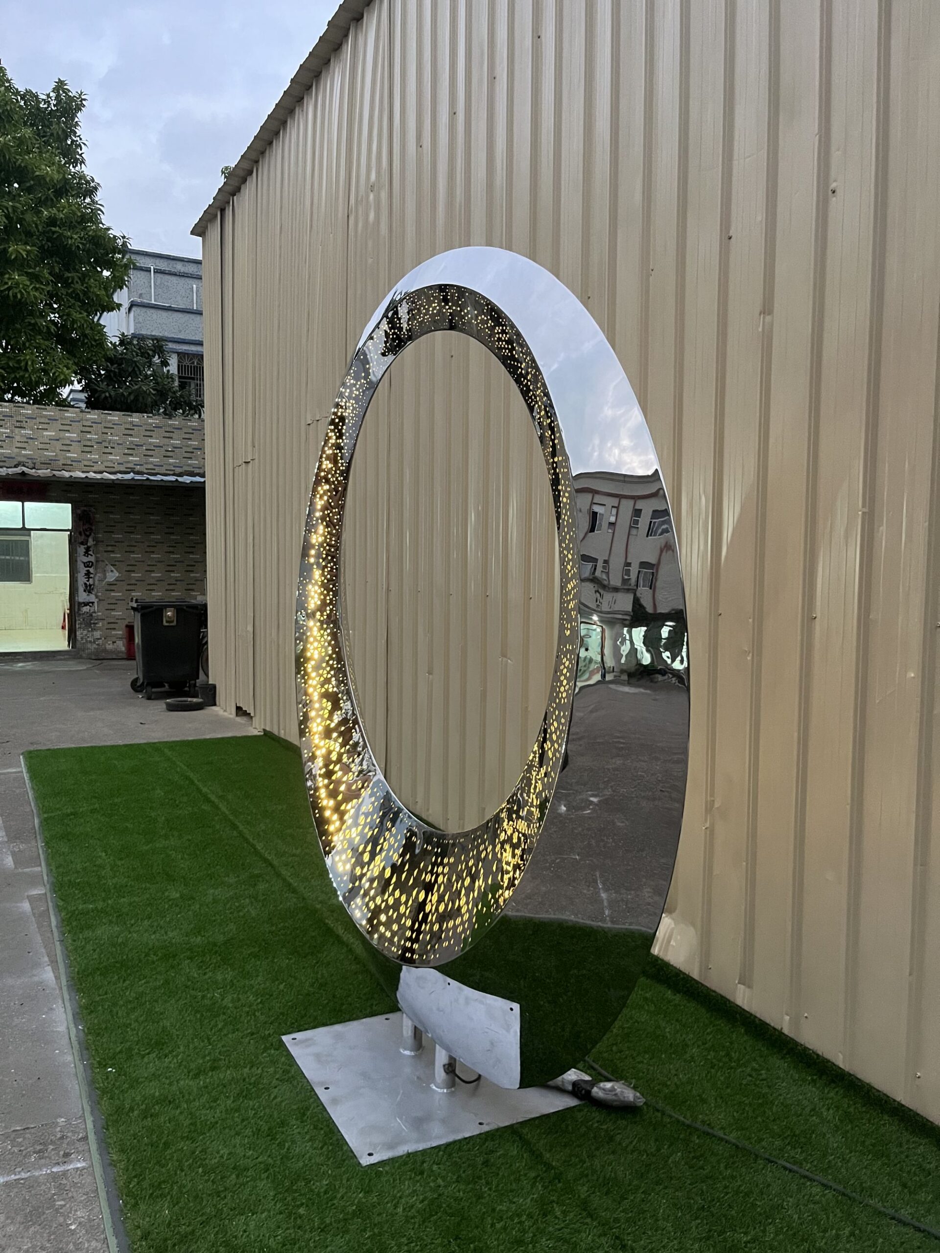 Stainless Steel Circle Sculpture - Metal Sculpture Specialist