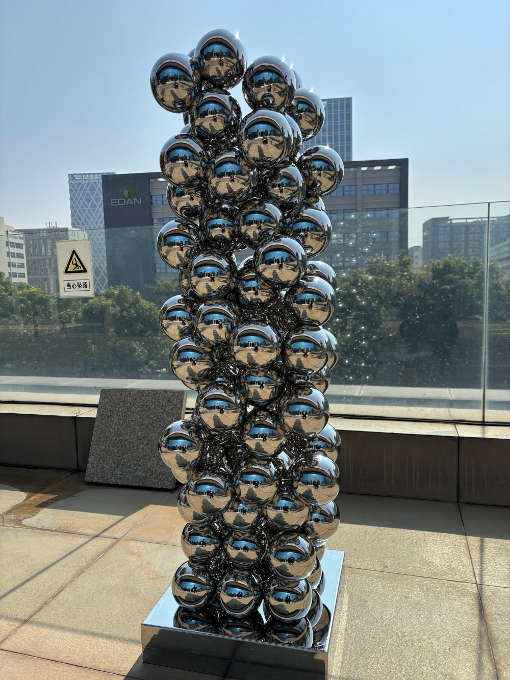 304 Stainless Steel Sphere Sculpture – 1.3 Meters High, High-Gloss ...
