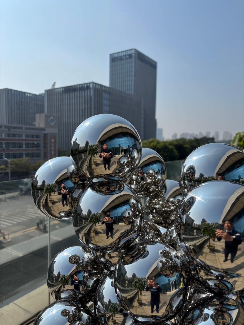 304 Stainless Steel Sphere Sculpture – 1.3 Meters High, High-Gloss ...